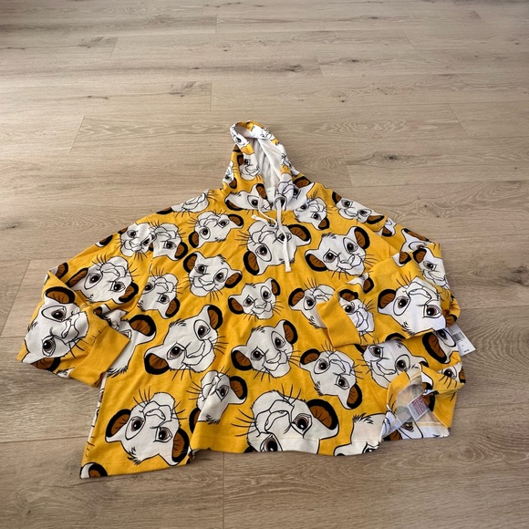 Disney | Sweaters | New Disney Walt Disney World Lion King Simba Hoodie ...